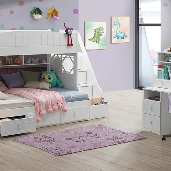 bunk beds going different ways